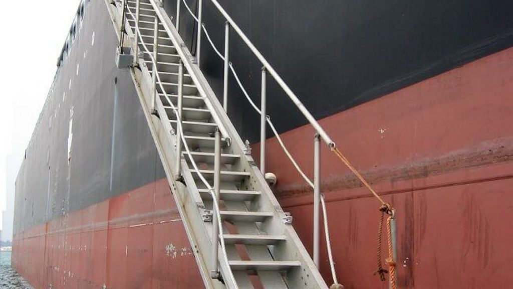Fatal accident of a crew struck by a portable gangway – International ...